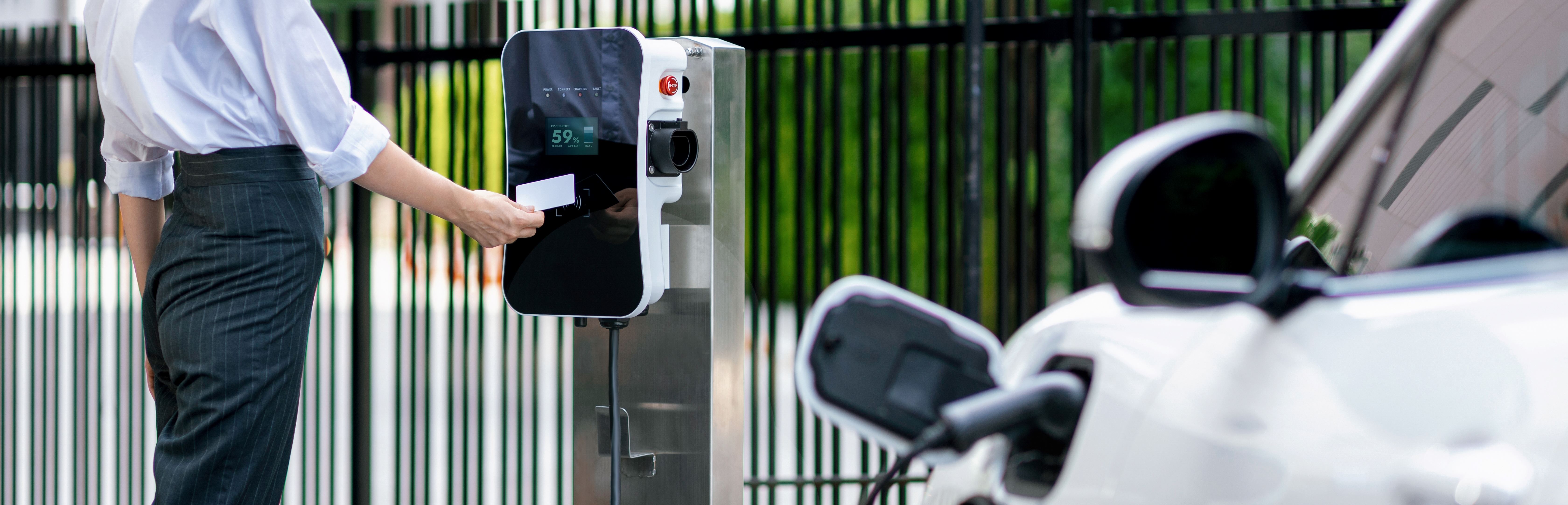 Charing card: charging for electric vehicles